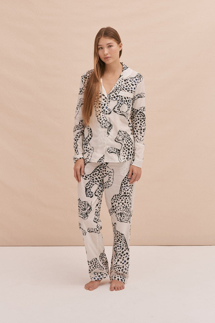 Women’s pyjamas, clothing and accessories | Desmond & Dempsey
