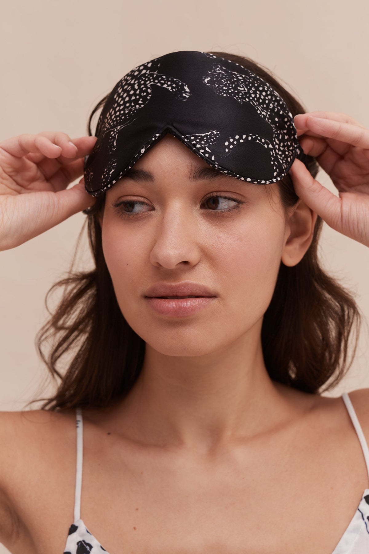 Silk Eye Mask Jag Print Navy – Desmond & Dempsey